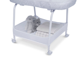 SmartSleep Auto Glide Bassinet with Bluetooth - Delta Children